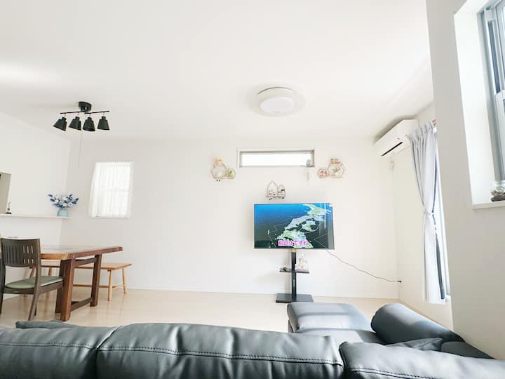 最大10人入住,适合家庭出行,jr车站步行5分钟左右,环球影城直达,一户建3f 免费停车场 - Osaka