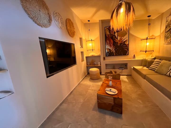 Beautiful Villa, Jacuzzi &Garden - Los Cristianos