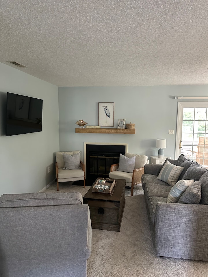 Cozy Beach Retreat - Bethany Beach, DE