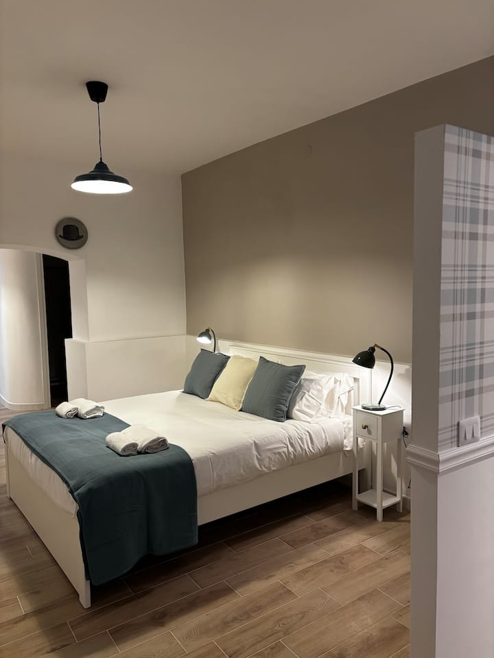 The Hatter’s Inn - Rome