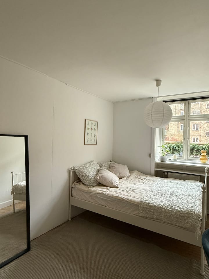 Pænt Værelse I Frederiksberg - Kopenhagen