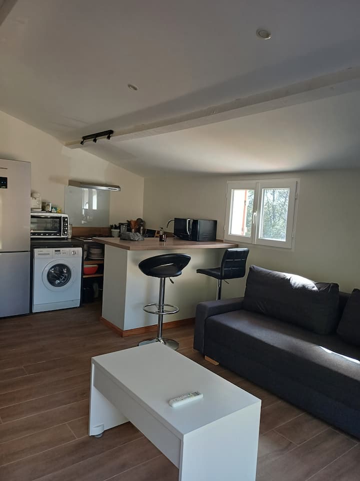 Joli Studio Indépendant - Lorgues