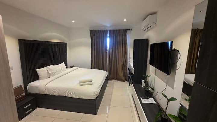 The Lennox Cozy Suite 311 - Accra