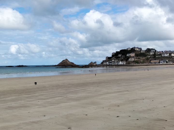 Chambre à 400 M De La Plage - Erquy