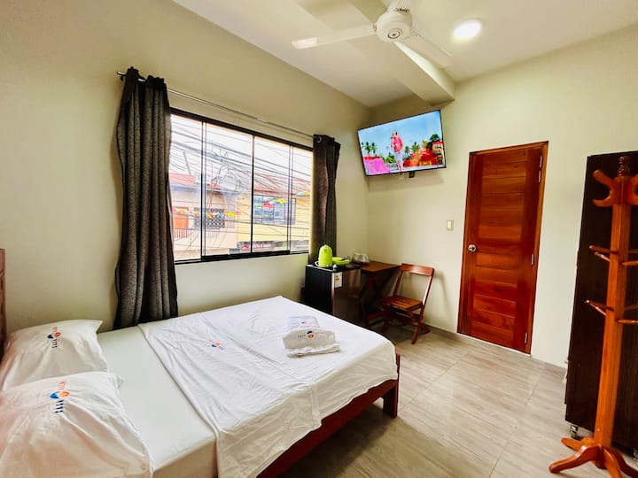 Habitación Céntrica En Iquitos - Casa Alemi 12 - Iquitos