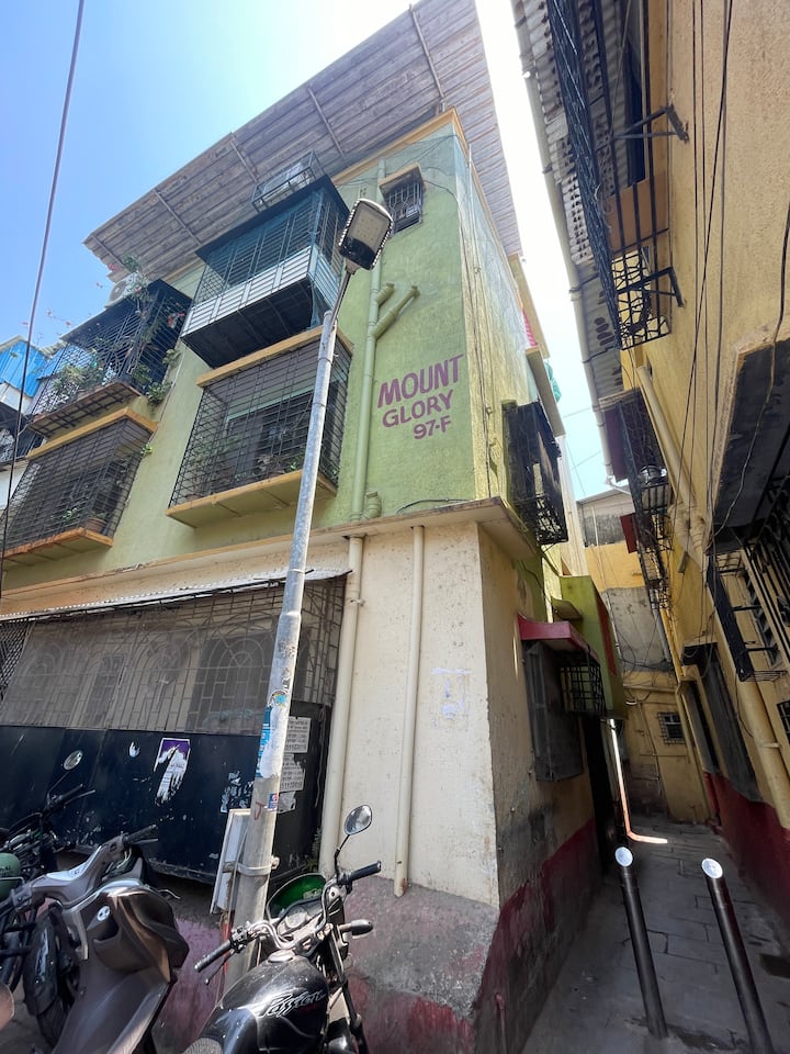 Stylish Comfy Stay - Mumbai