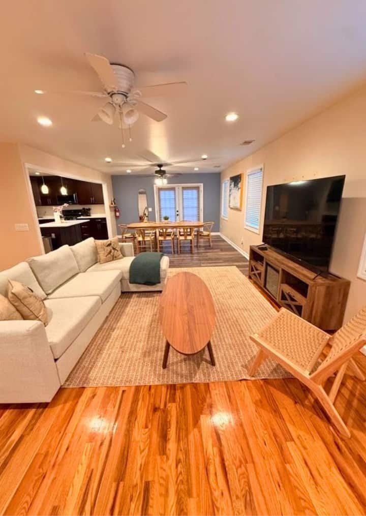 Luxury 3br Beach Retreat | Near Shore + Parking - Middletown Township