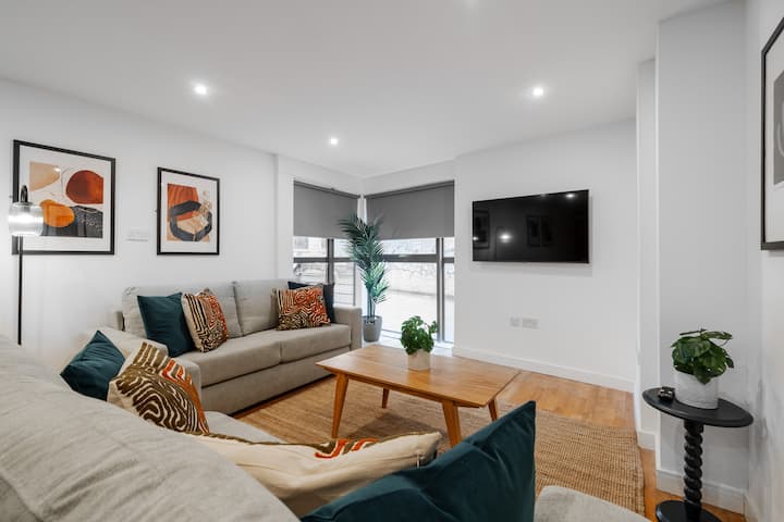 Stunning Central 2 Bed Apt - Liverpool