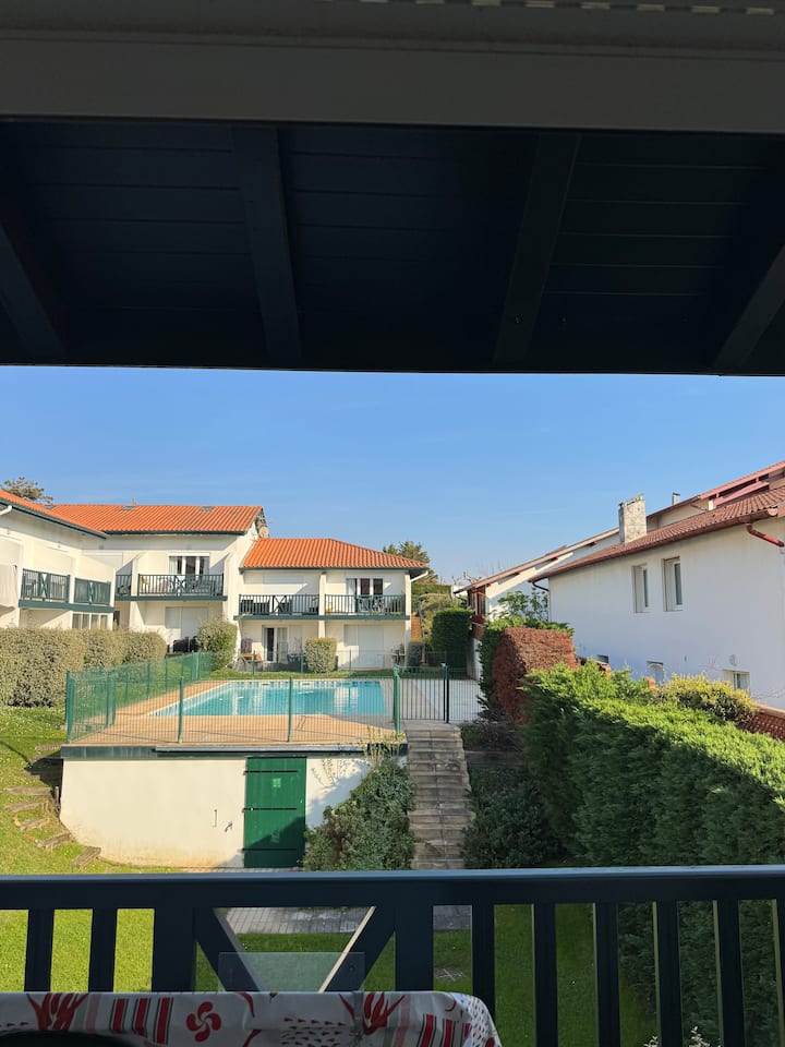 Studio Dans Résidence Avec Piscine - Bidart