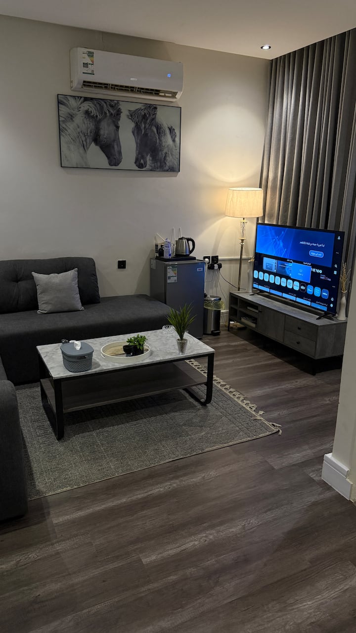 شقة بغرفة نوم وصالة - دخول ذاتي - Riyadh
