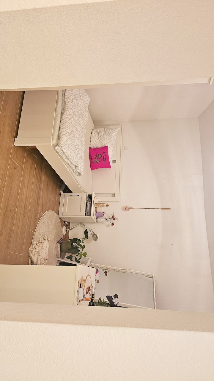 Cozy 1 Bedroom Apartment - Munich (Monacor di Baviera)