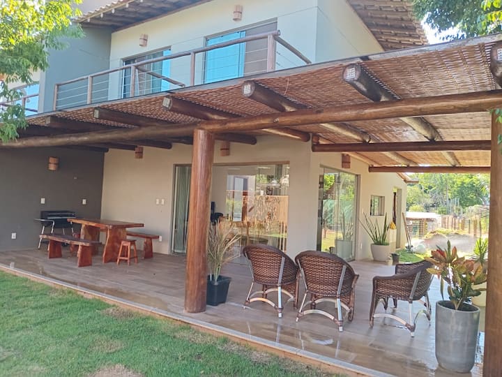 Linda Casa 3 Quartos Em Praia Do Forte/bahia - Brazil