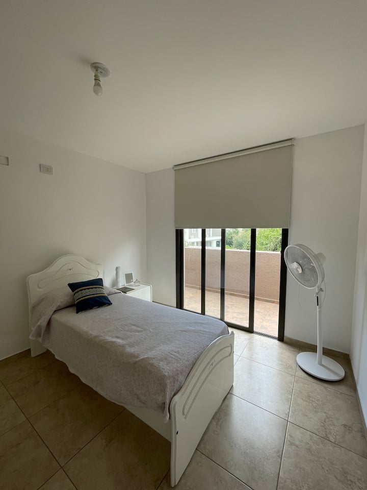 Habitación Cerca Del Aeropuerto - Córdoba