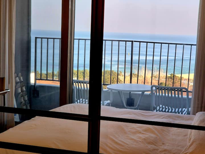 블루테라15/일출맛집/12시체크아웃/동향오션뷰/1,5룸 투베드/무료주차/속초해수욕장 - Sokcho-si