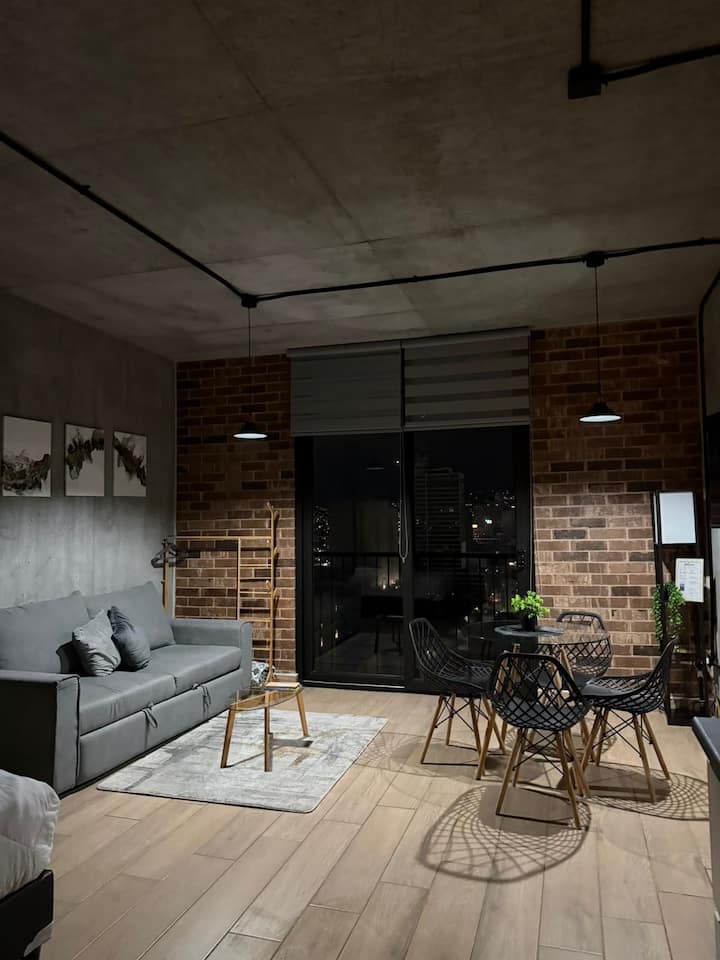 Modern Loft W/ Rooftop Pool & Skyline View - Monterrey