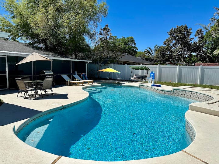 Acesuites Poolside Oasis - Orlando, FL