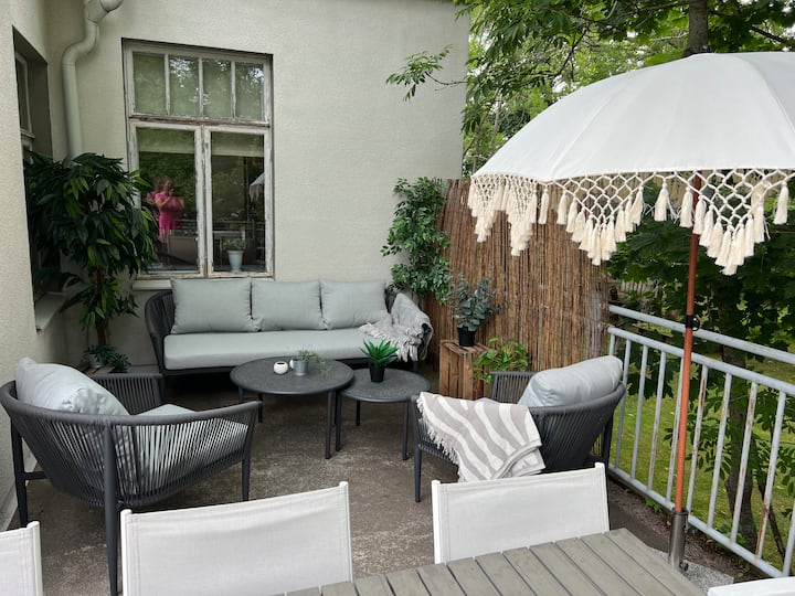 Alandease: Spacious Residence With Great Garden - Mariehamn