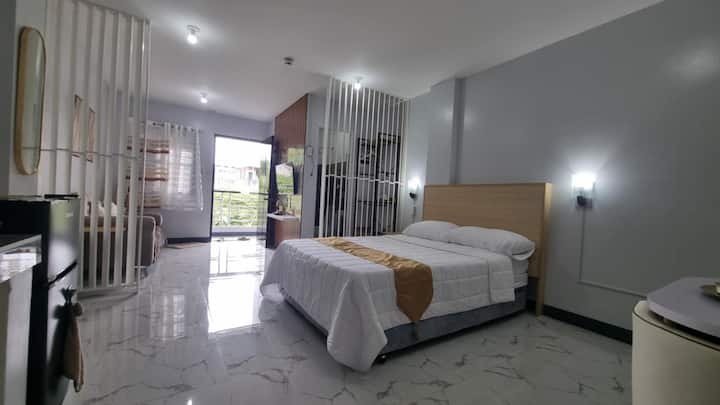 Comfy City Center For Staycation - Roxas City