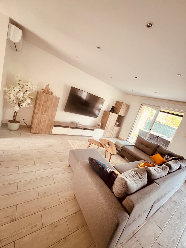 Maison Avec Jacuzzi - Brie-Comte-Robert