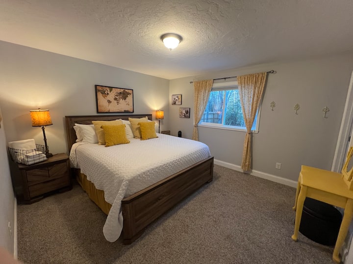Charming Home In Golf Community - アラスカ州