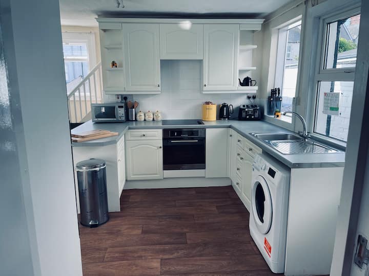 21 Trinity Avenue - Llandudno