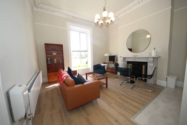 Victorian 2 Bedroom - Dublin