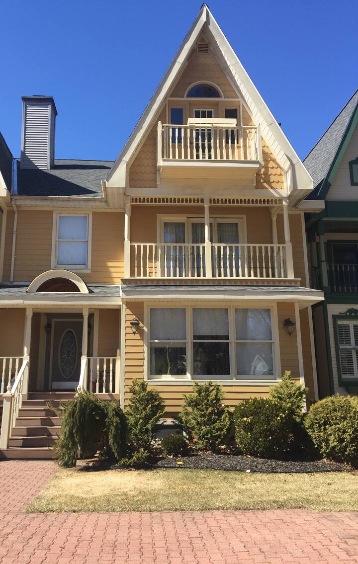 Belmont Ready Lake House! - Saratoga Springs, NY