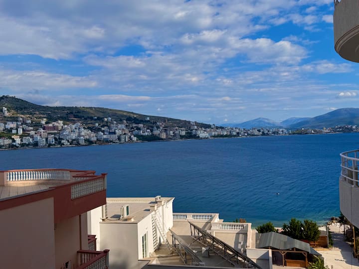 Safari Beachfront Apartment - Saranda