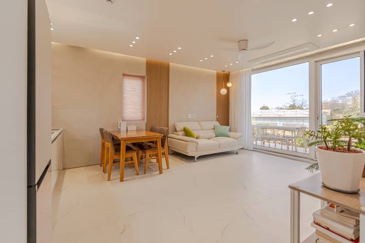 Private Pension/jacuzzi/near Beach/bbq - Jeju-si