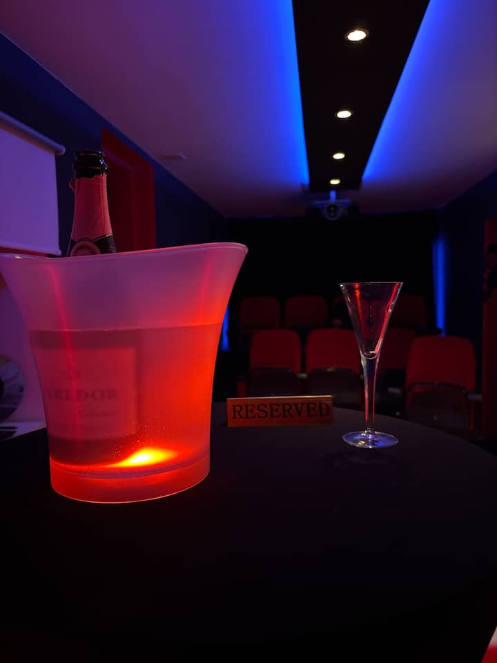 Cinéma Privé / Soirée Privative - La Chaux-de-Fonds