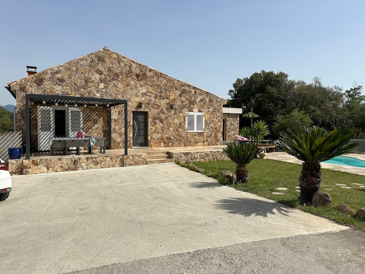 Maison Avec Piscine Et Jacuzzi - Aléria