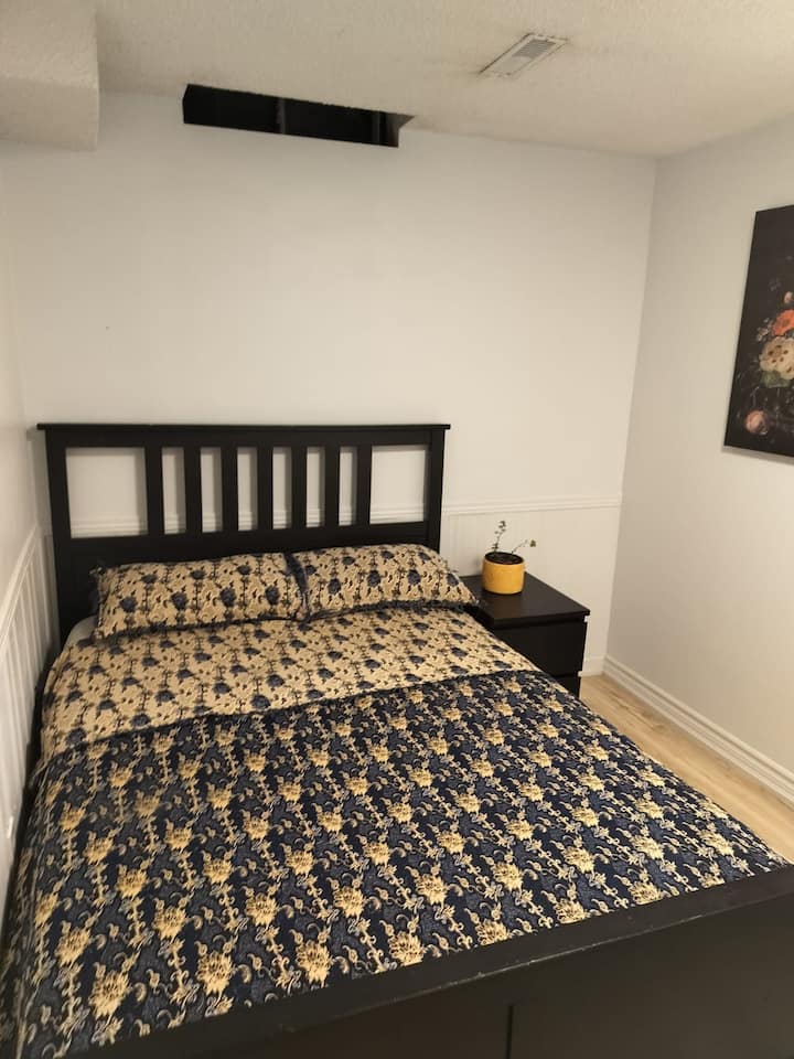 Private Room In Brampton - Brampton