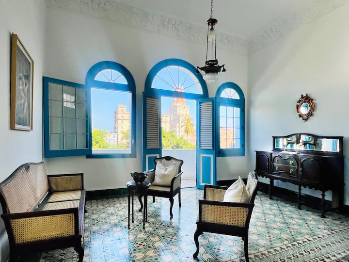 Panoramic Havana Skyline/2br/walk To Old Havana/ac - Havana
