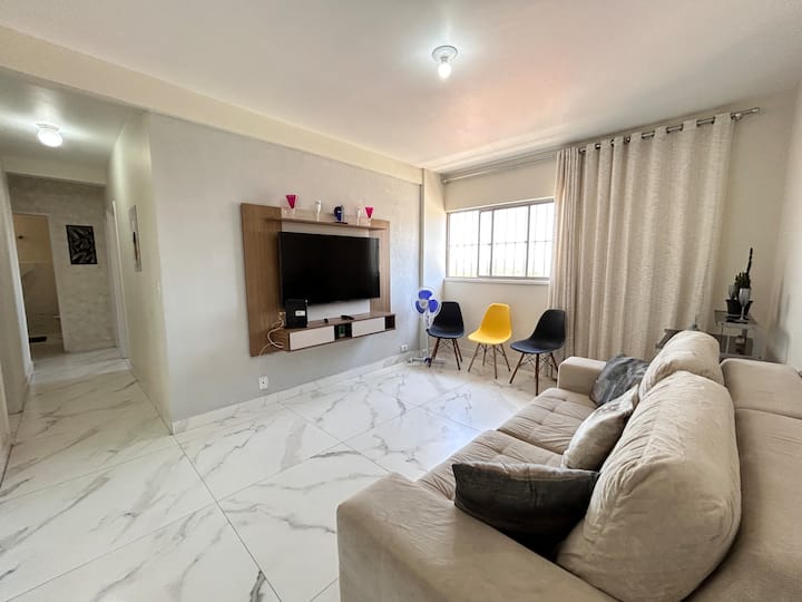 3 Quartos No Bueno Na Av. T-30 Proximo A Videira. - Goiânia