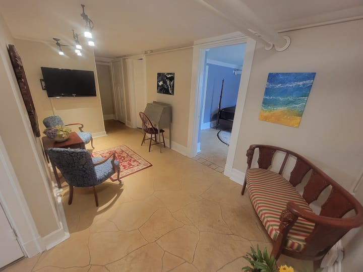 Cozy Downtown Apartment - Lynchburg, VA