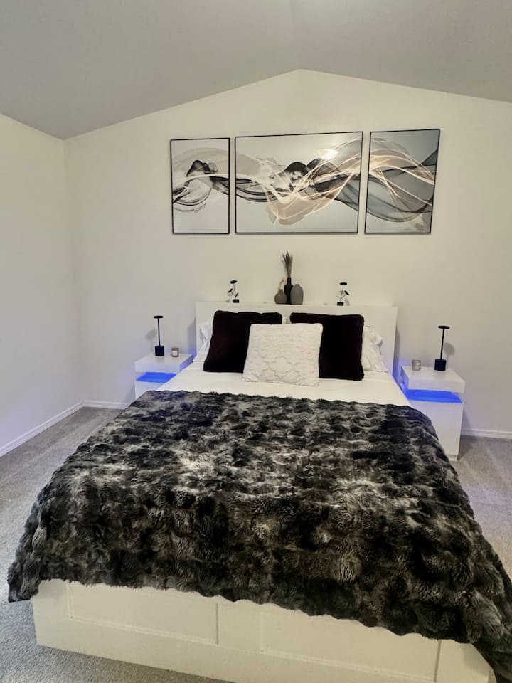 Charming Ellensburg Getaway - Ellensburg, WA