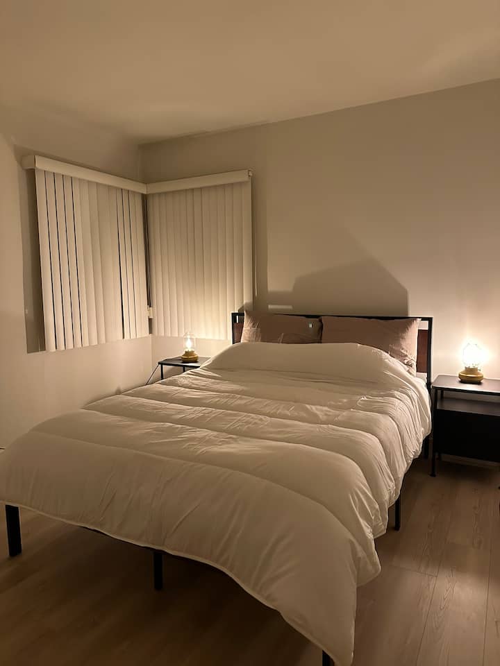 Cozy Unit With Beautiful La City View - Los Angeles, CA