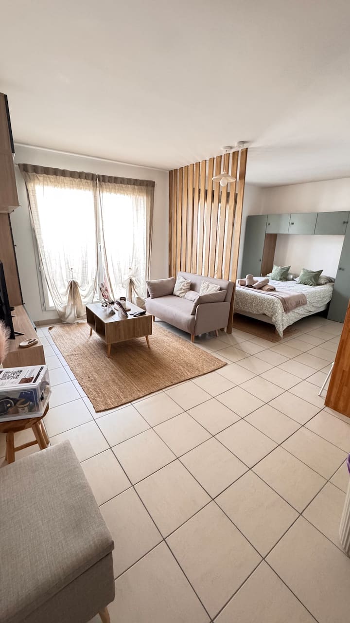 Studio Cosy & Moderne Avec Terrasse - Centre/gare - Arnage