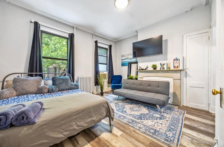 Private Chelsea Studio, Shared Bathroom - New York City