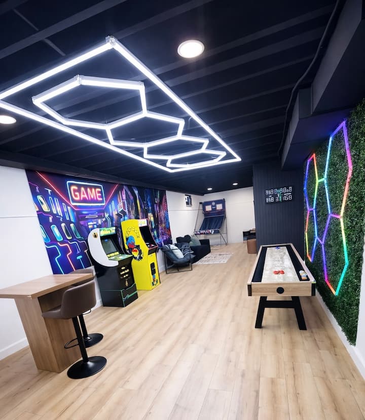 Luxury 3br- Game Room Cle Clinic Uc & Little Italy - Cleveland Heights, OH