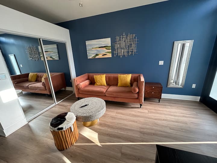 Studio Loft Dtsa-disney 12 Min - Santa Ana, CA