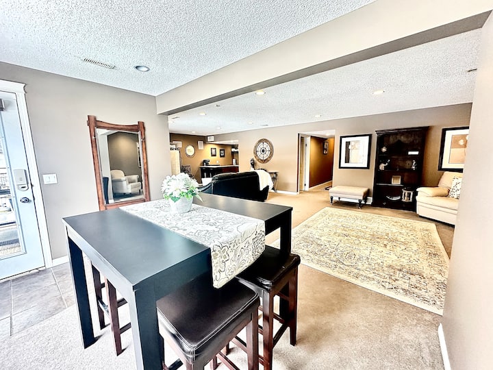 Experience Luxury In Okotoks! - Okotoks
