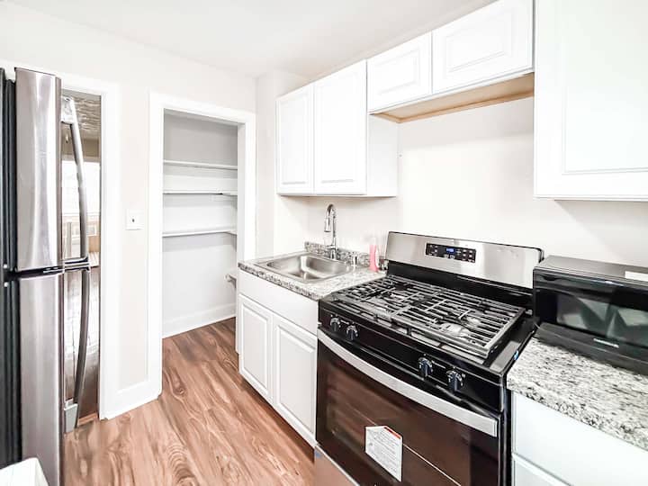 Cozy 2br Apt In Parkville - Towson, MD
