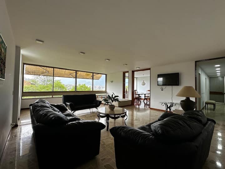 Apartment With An Incredible View In Las Mercedes - Caracas