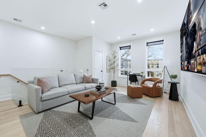 Modern Luxury Condo +  Roof Deck | 15 Mins To Nyc - Jersey City, NJ