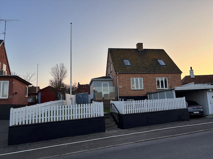 Skøn, Velbeliggende Feriebolig - Bornholm