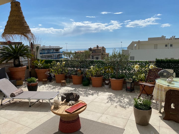 Terrasse 50m Plein Sud Face Mer - Cagnes-sur-Mer