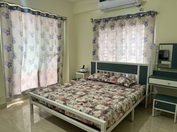 Large Bedroom You Must Like It. - Dhaka
