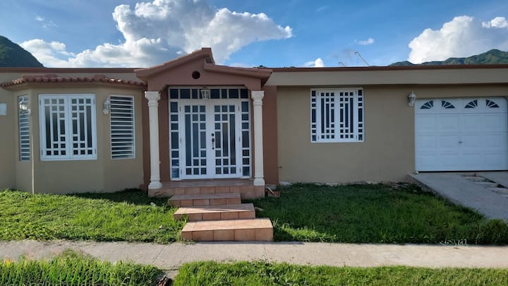 Casita Madrigal - Peñuelas