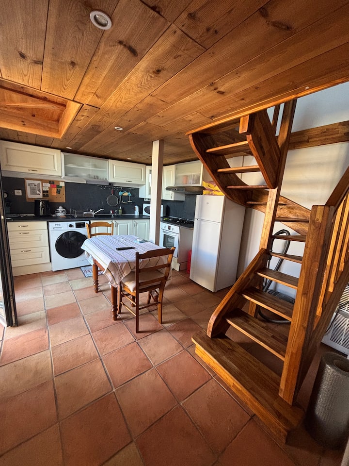 Appartement Cosy Avec Extérieur - La Brède